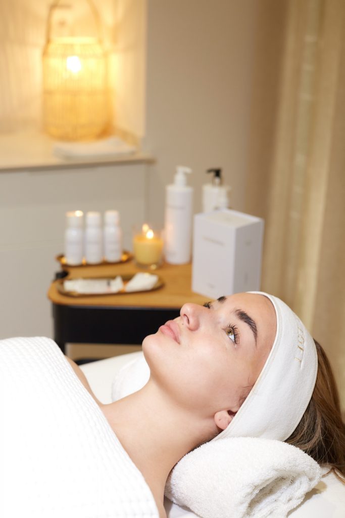 Bye Bye Manchas – El protocolo definitivo para una piel unificada y luminosa ️ Essential Loft